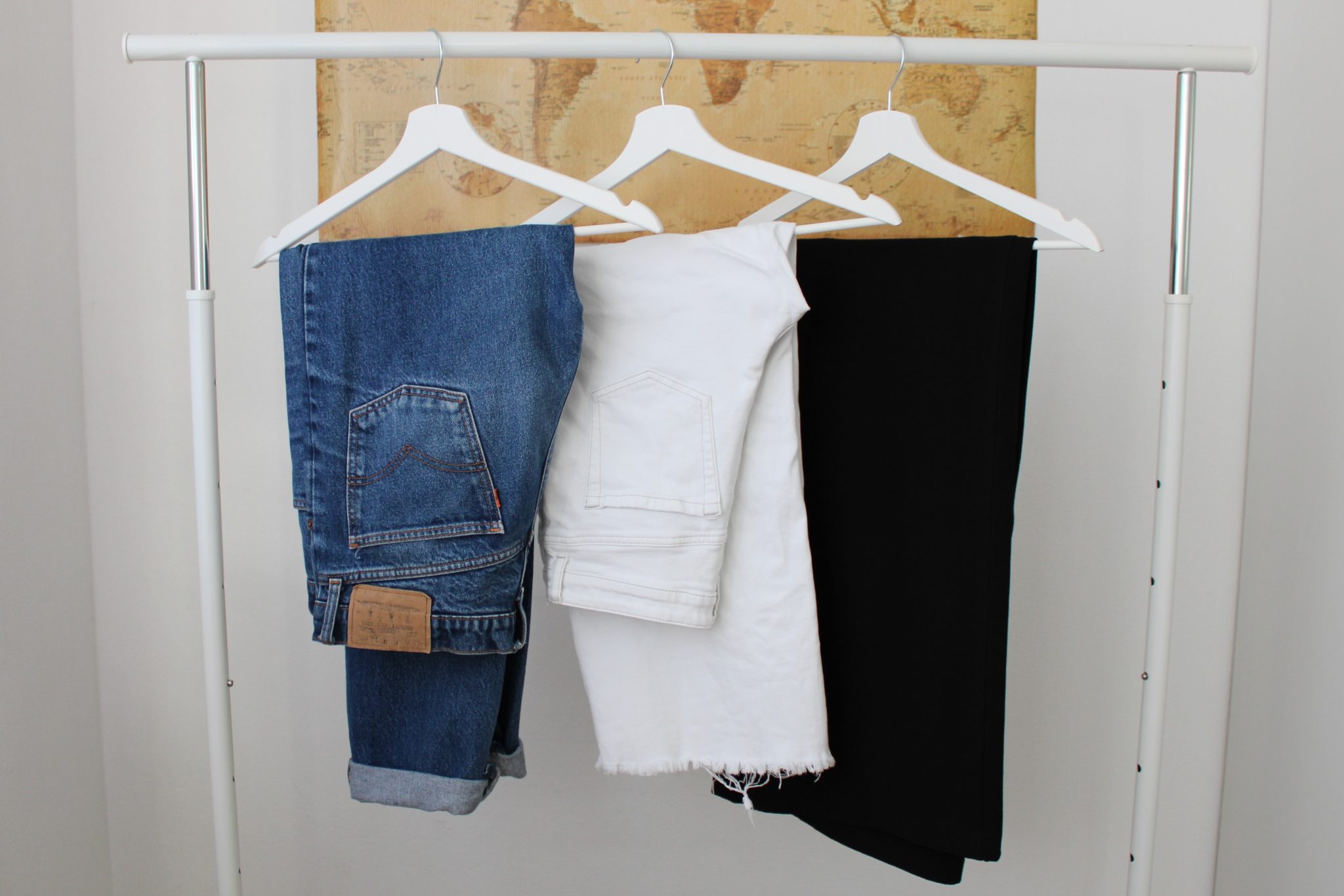 Autumn Capsule Wardrobe for AW 22/23 – The Introvert Edit